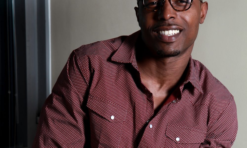 INTERVIEW: U.S. Born Actor, Model & Blogger, Derek Flint Talks Son ...